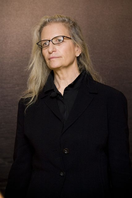 Annie Leibovitz meets the Sydney news media at the MCA - ArtWriter.com.au